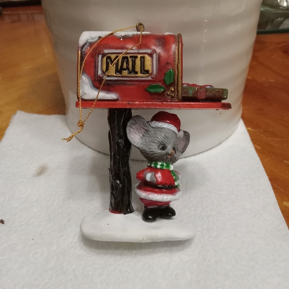 Holiday | Vtg Mouse At Mailbox Ornament | Poshmark